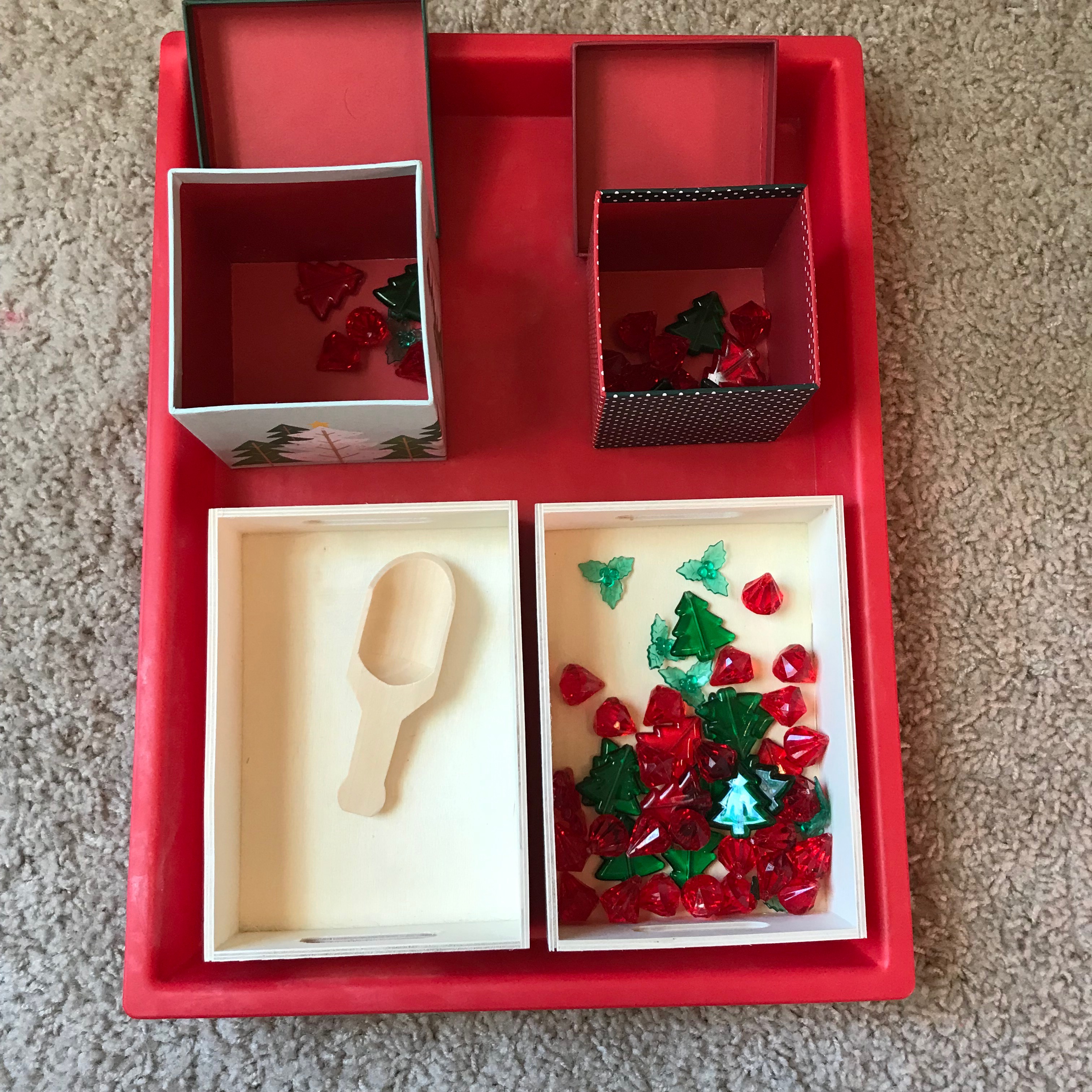 10 Christmas Tree Themed Toddler Work Trays – The Teaching Nanny