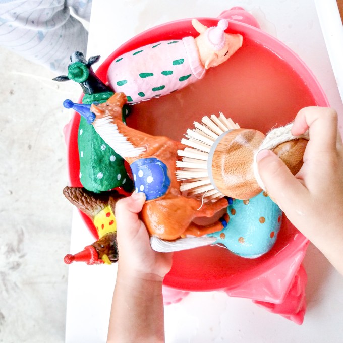 What’s On Our Shelf: Farm Theme – The Teaching Nanny
