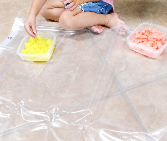 10+ Messy Art Activities for Large Groups – The Teaching Nanny