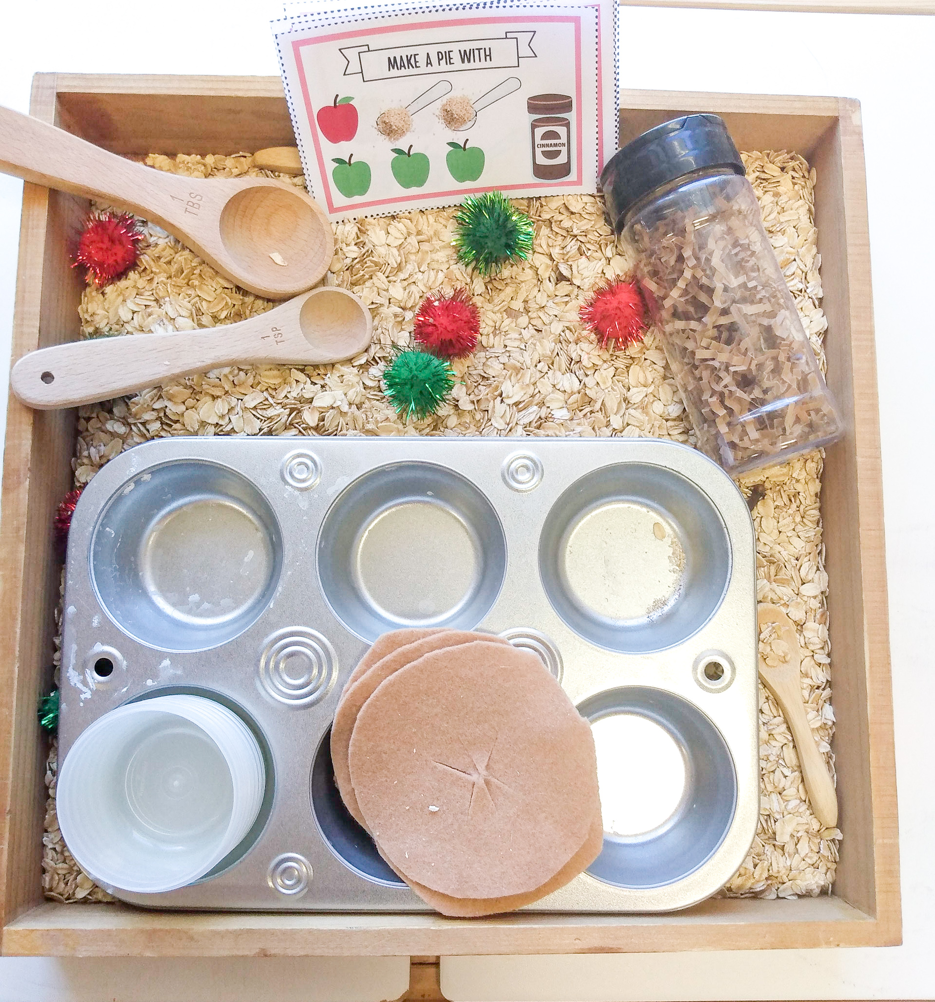 Make an Apple Pie Sensory Bin with Printable – The Teaching Nanny