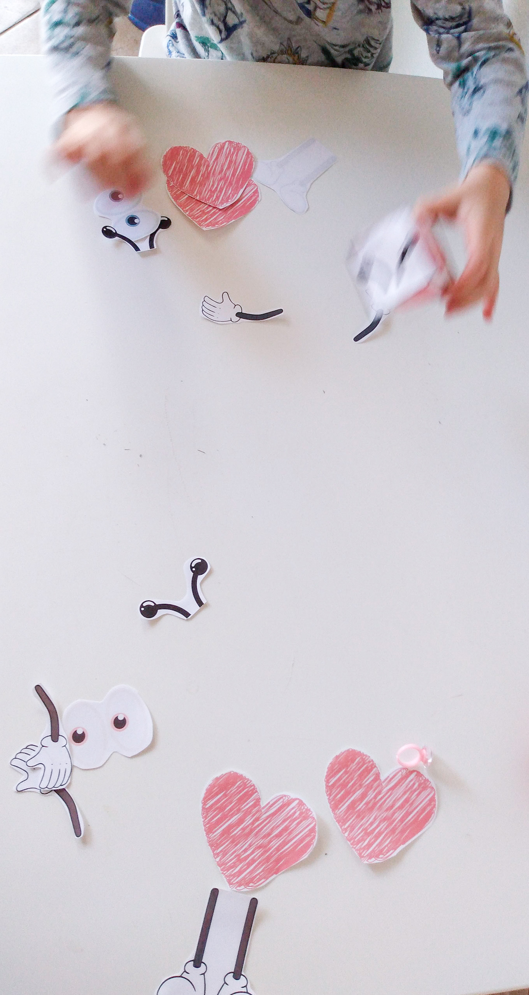 Roll a Love Bug Free Printable – The Teaching Nanny